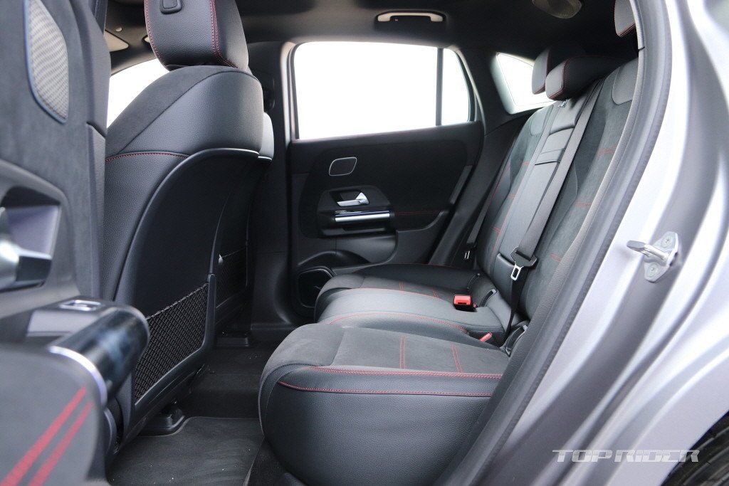 제네시스 GV60 VS 벤츠 EQA 같은 가격, 성능이냐 삼각별이냐