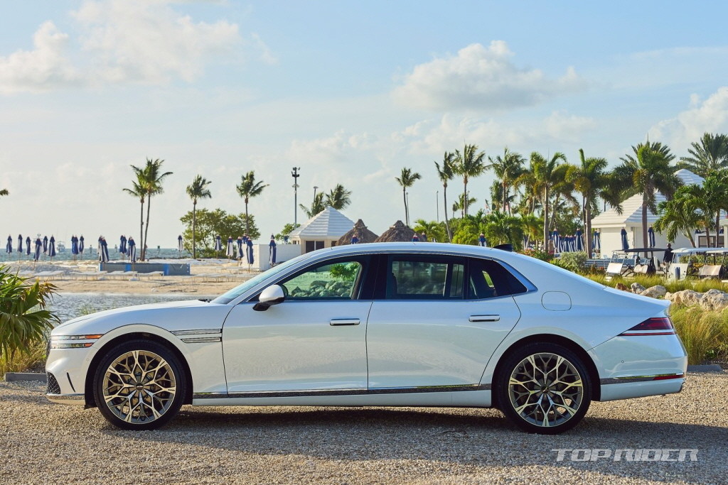 제네시스 G90 2023년형 출시, 가격은 9407만원