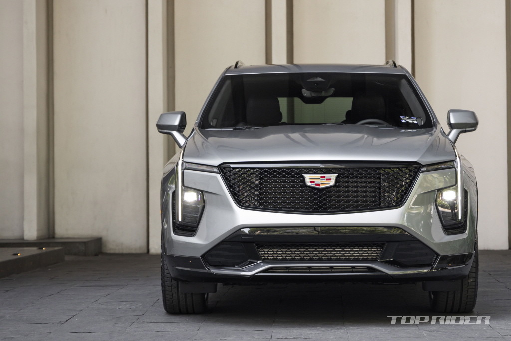 캐딜락 XT4 부분변경 실차 미리보기, 6120만원 풀패키지